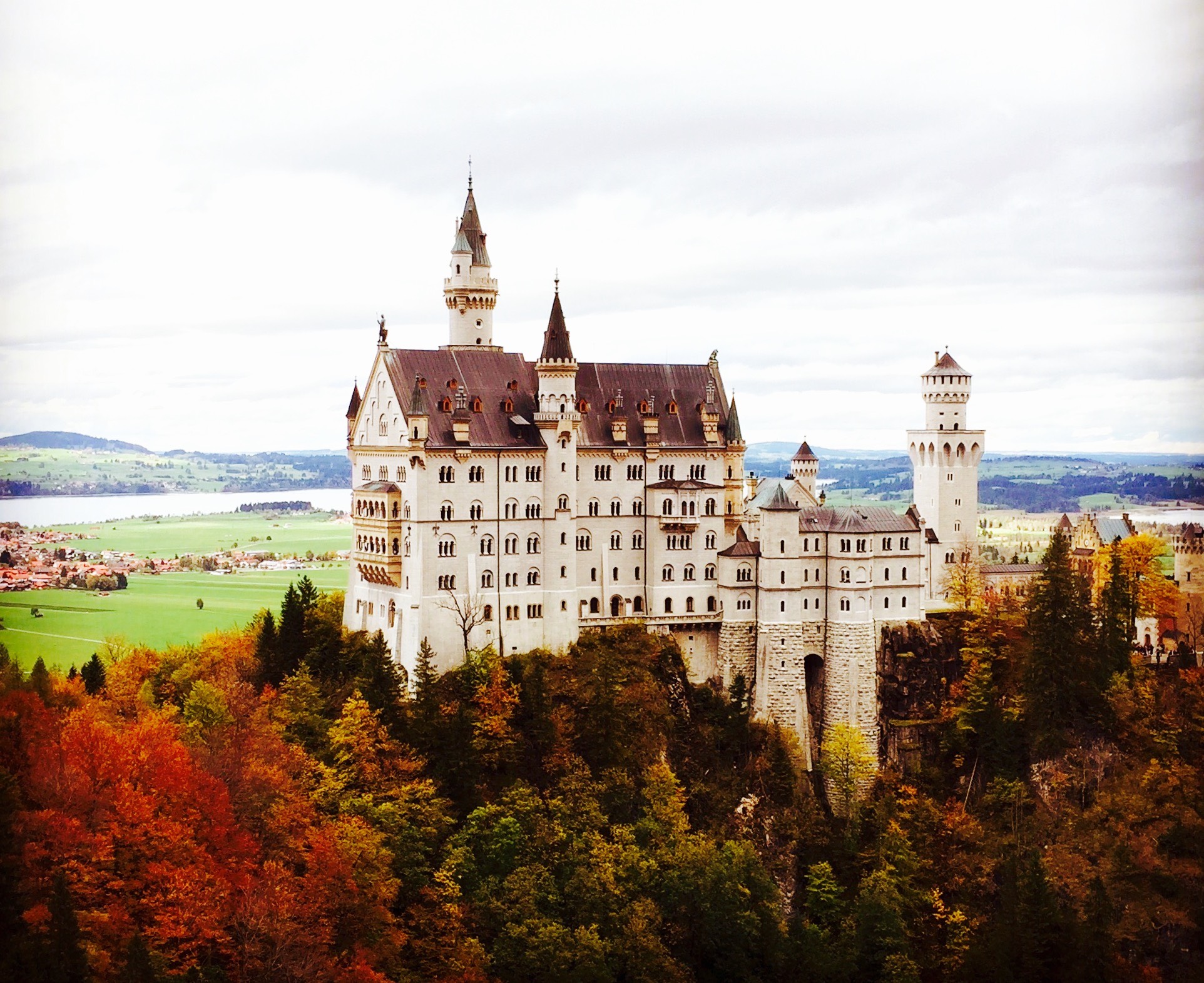 customized private chauffeured tours of Germany and Europe